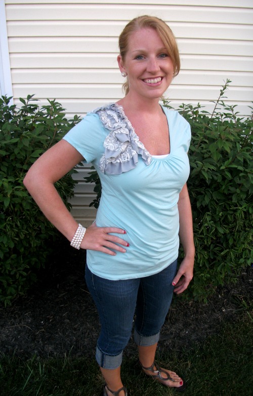 Miss Lovie: T-shirt Refashion: Fancy Ruffle Tee
