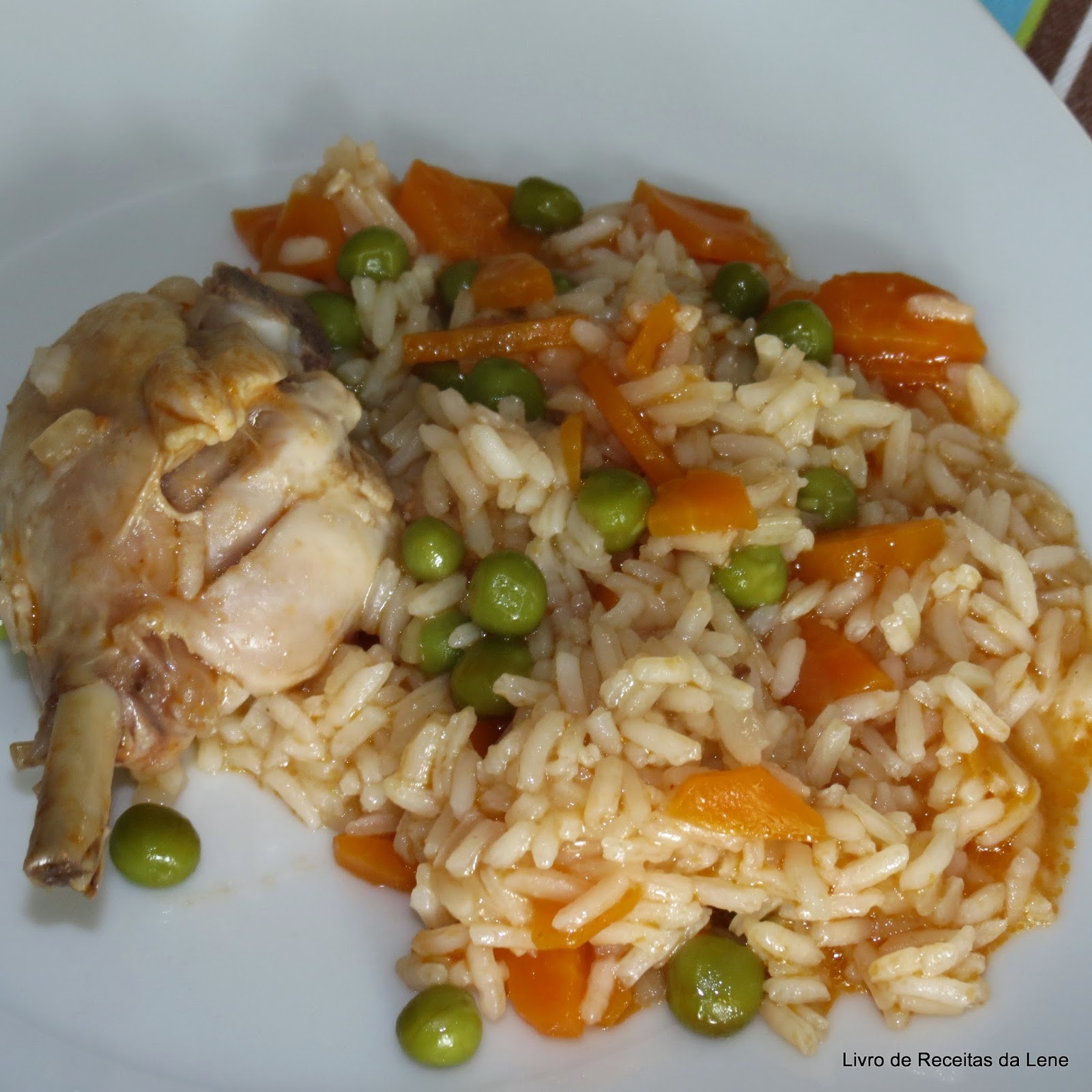 ARROZ DE FRANGO COM LEGUMES | LIVRO DE RECEITAS