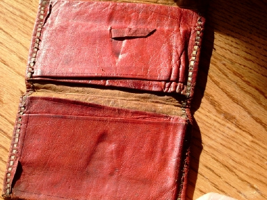 Logical Mystery...: Human skin wallet!!! This ain’t Louis Vuitton!!!