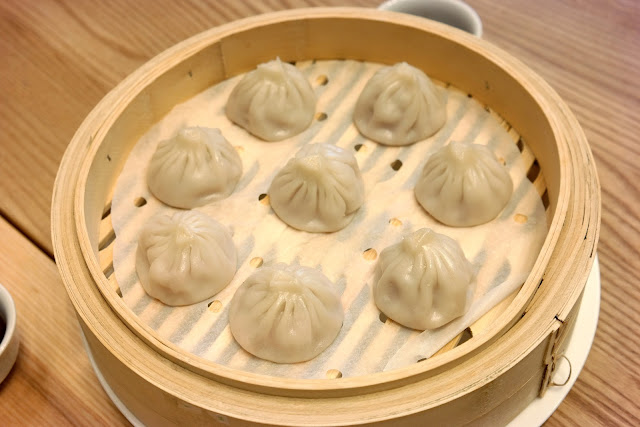 Sand Under My Feet: Fat Fook Opens at The Globe Tower BGC