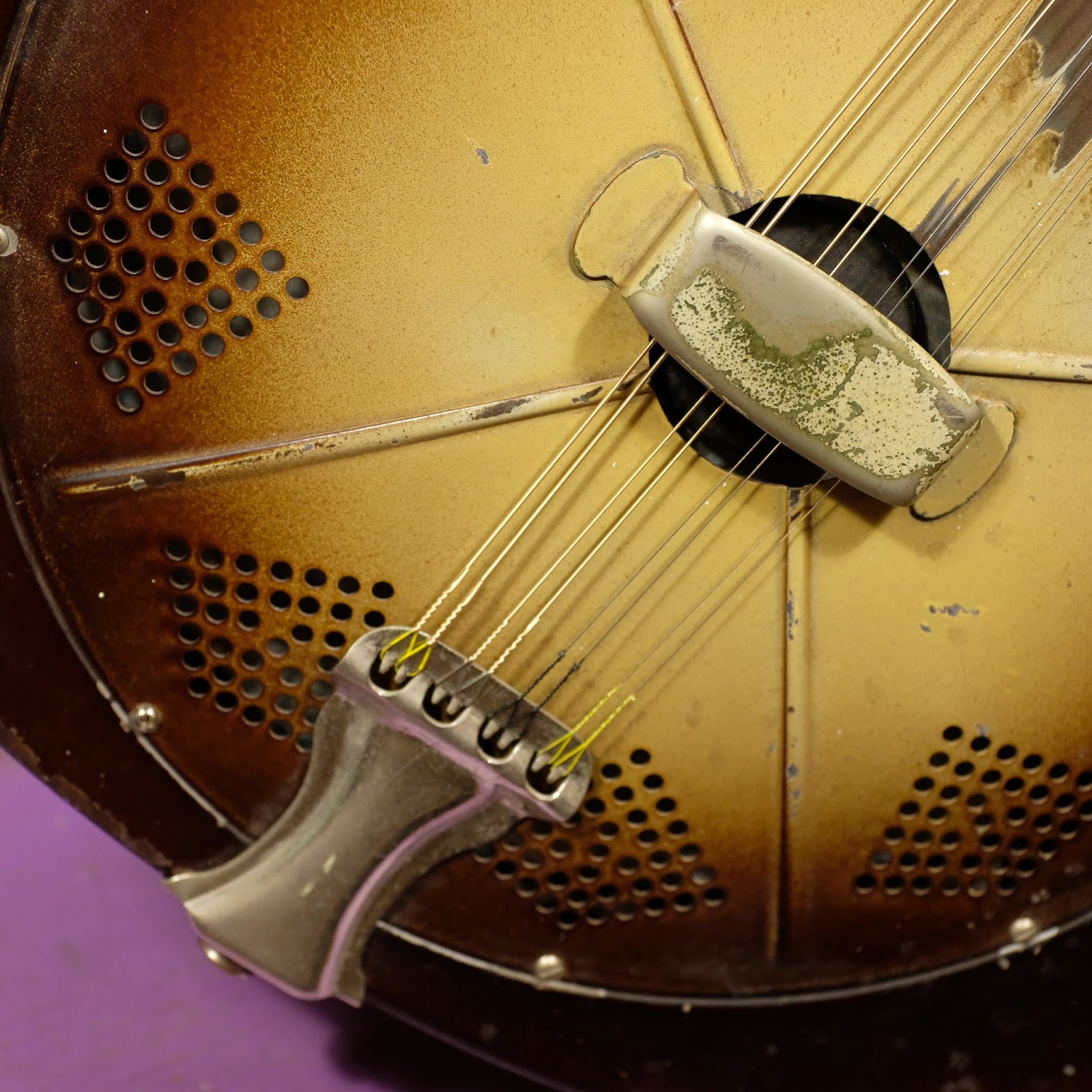 1930 National Triolian Resonator Mandolin
