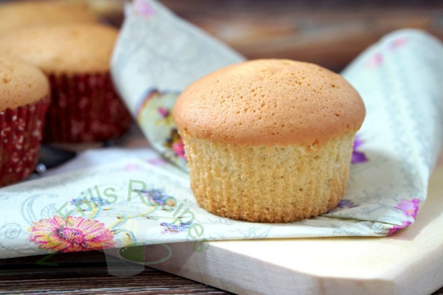 Traditional Chinese baked sponge cake ~ 烤鸡蛋糕