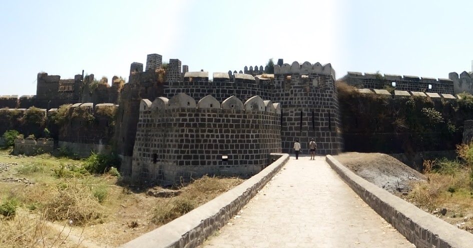 Kandhar Fort in Nanded district in Maharashtra | The journey of a ...
