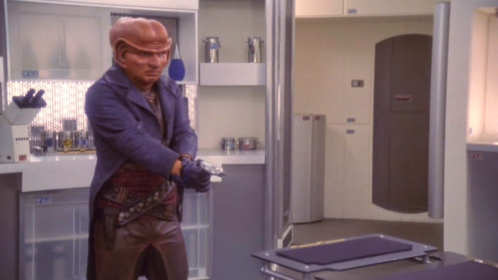 The Ferengi Costumes Of Star Trek: Enterprise: Ferengi Phaser
