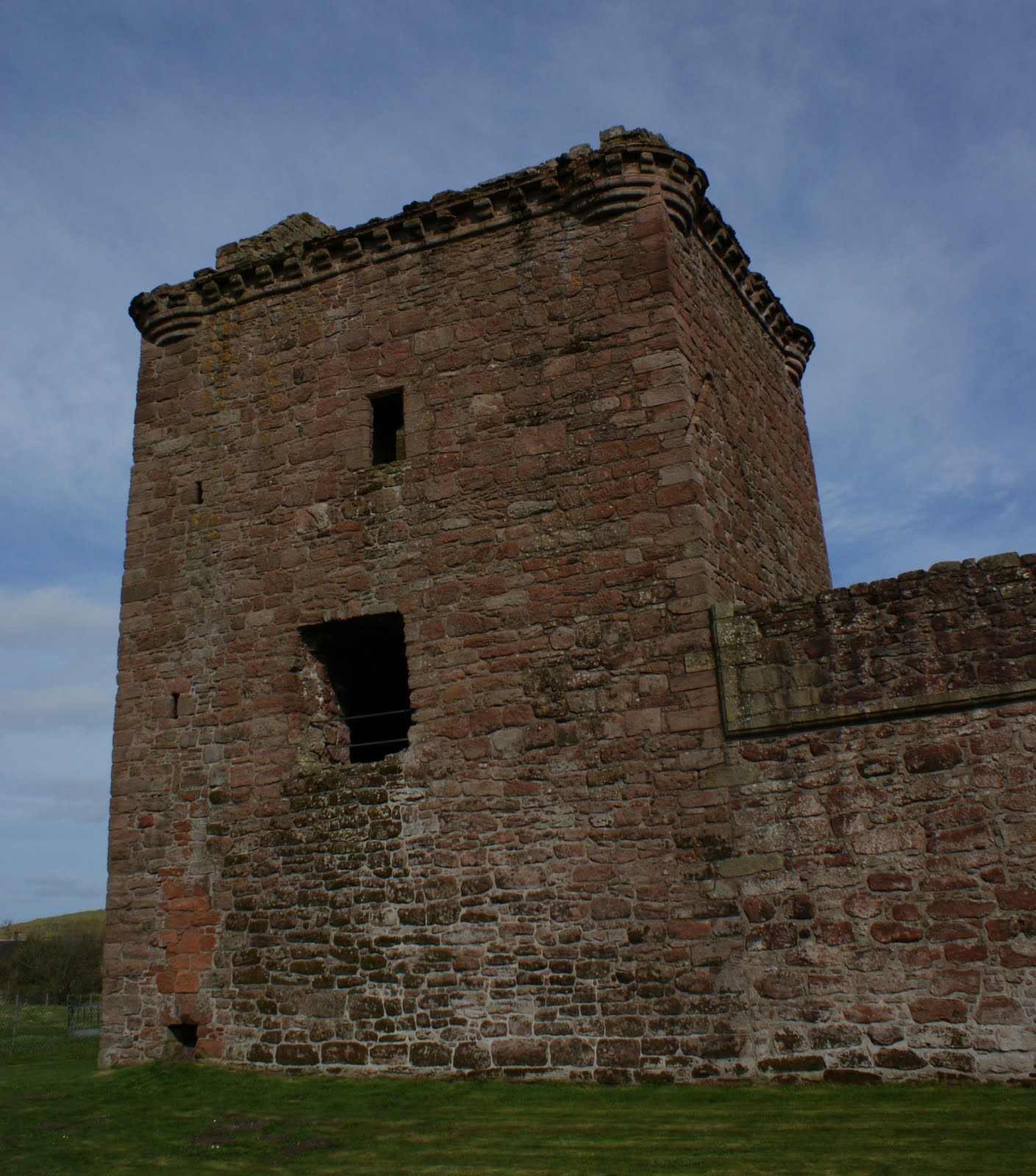 Tour Scotland: Tour Scotland Photographs Burleigh Castle