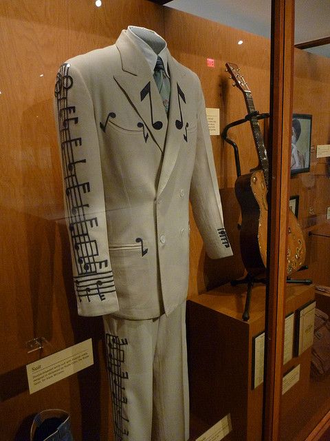 Tom Hiddleston Fashion: I Saw the Light: Becoming Hank (2016)