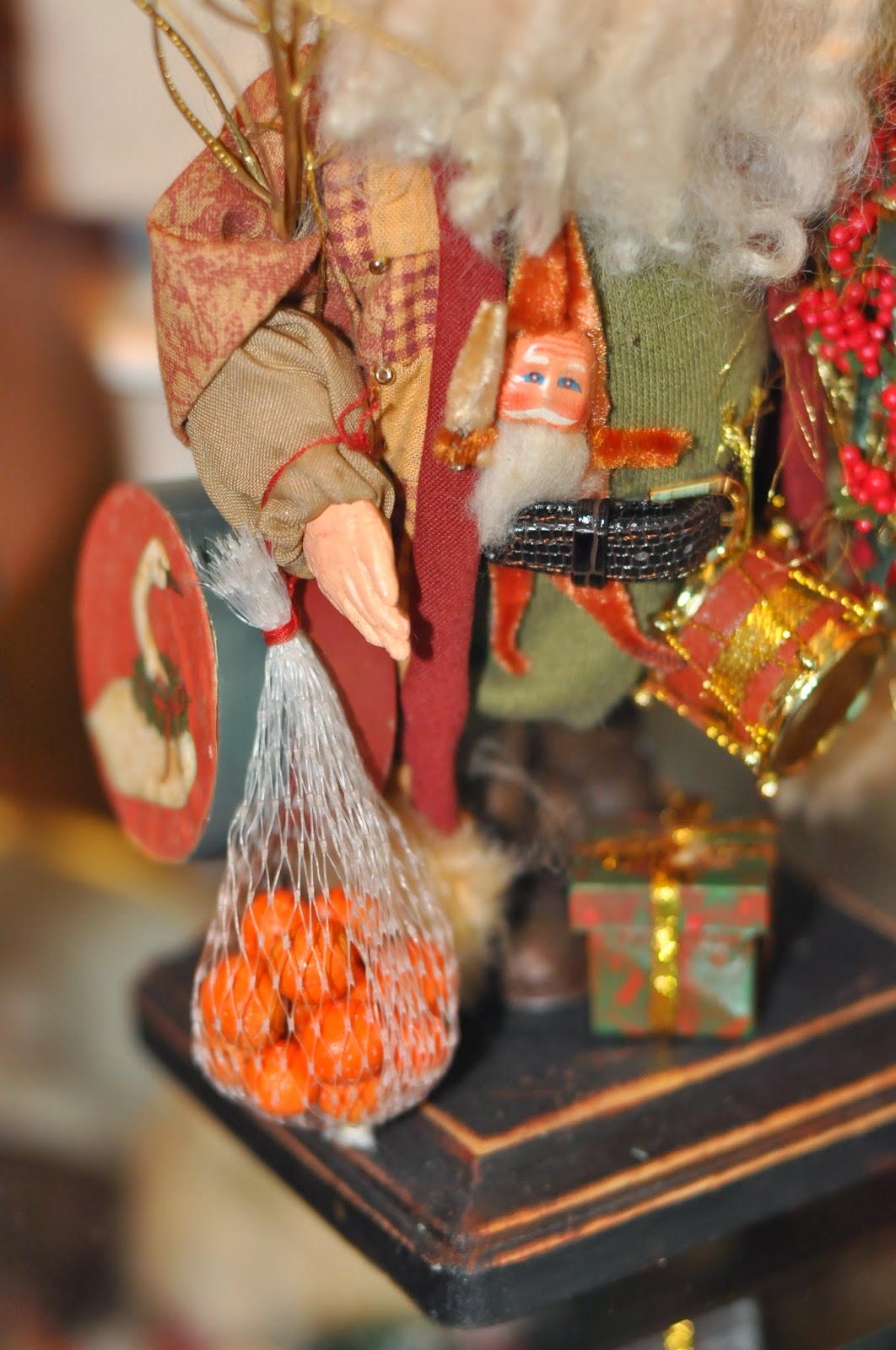 365 Days of Santa Claus: Finding New Homes for Favorite Santas