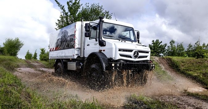 Mercedes-Benz Unimog comemora 70 anos de história