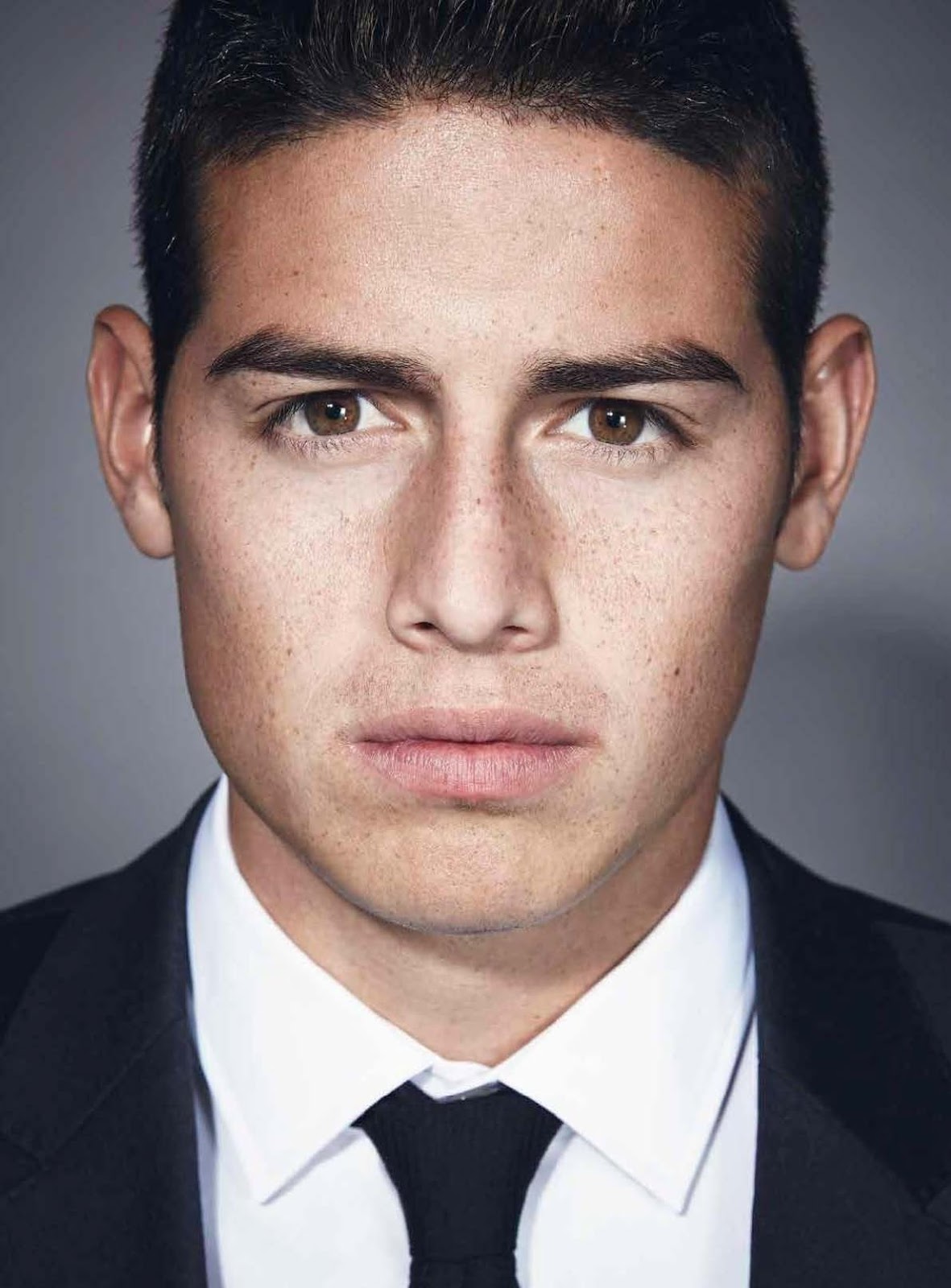 James Rodriguez para Esquire México Junio 2016 por John Russo