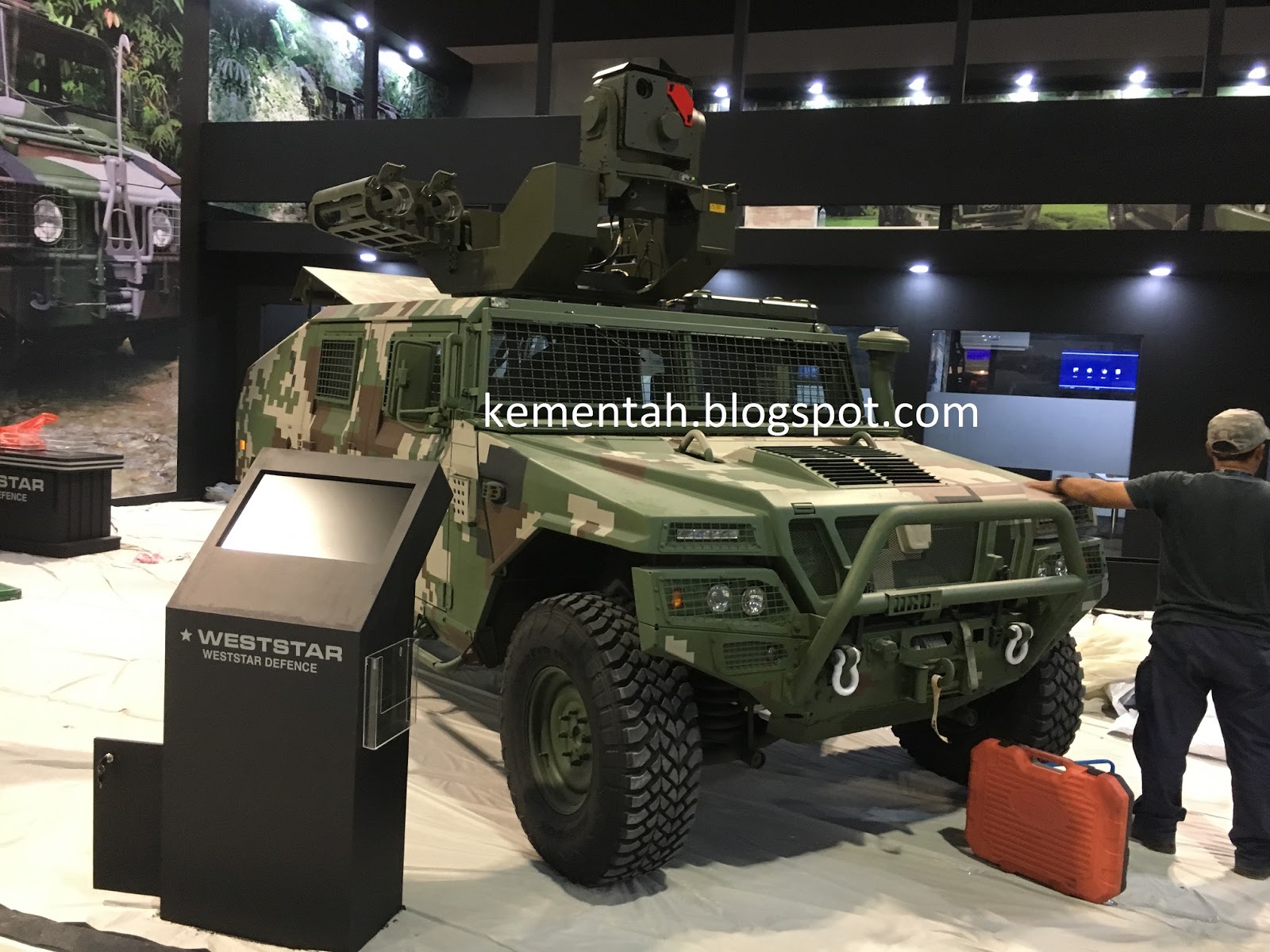 Senang Diri: Defence Services Asia 2018 Media Day: Malaysian Armed ...