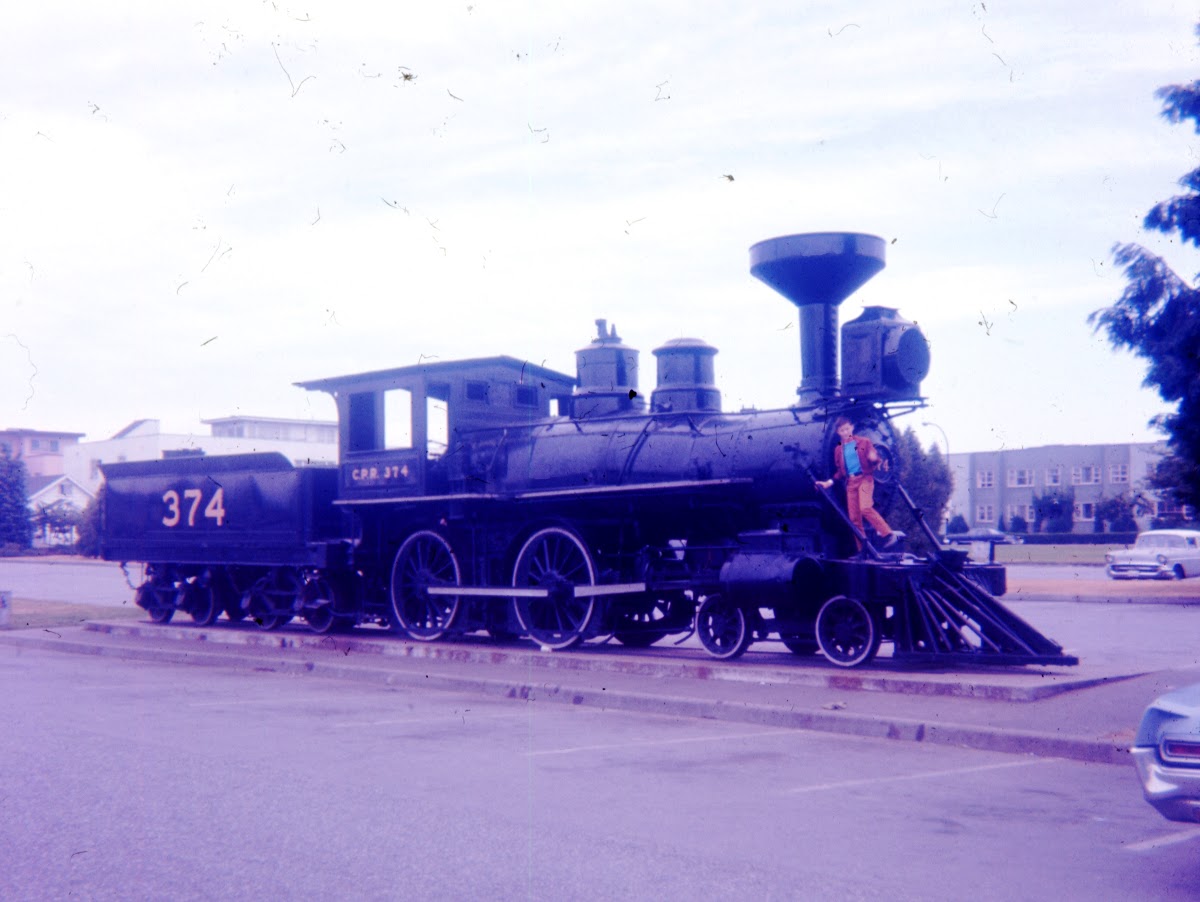 Trackside Treasure: July 2016