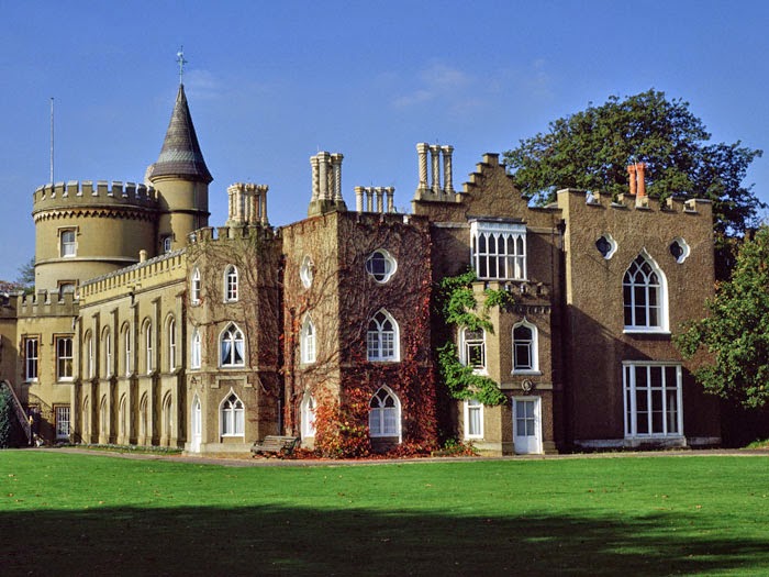 .Chicchi di pensieri : Viaggiare leggendo.... a Milderhurst Castle