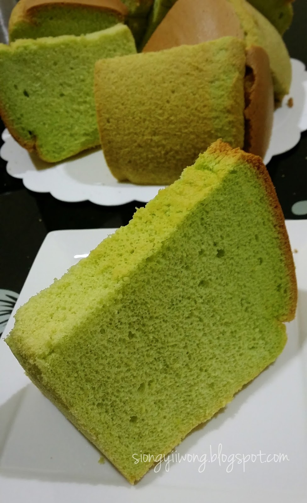 雨之家: 斑斓戚风蛋糕《Pandan Chiffon Cake》