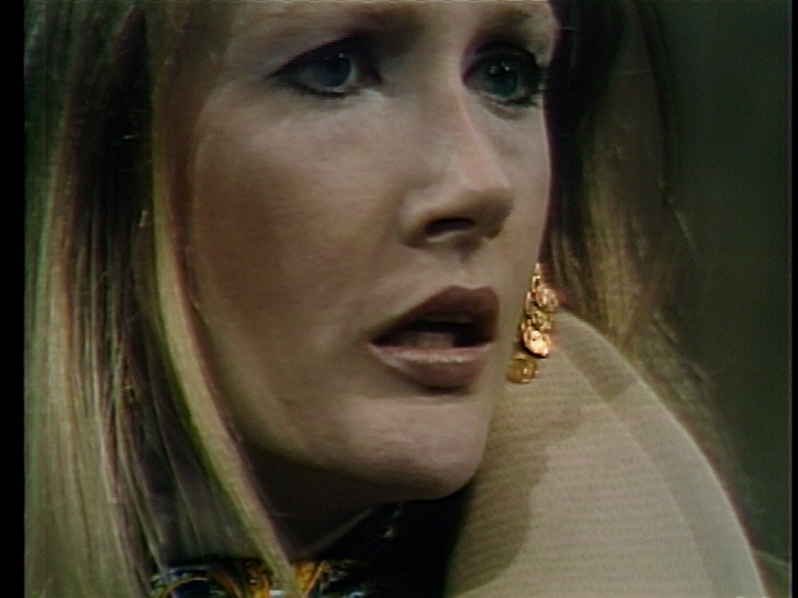 Shadows on the Wall: An Online Dark Shadows Fanzine: Nancy Barrett