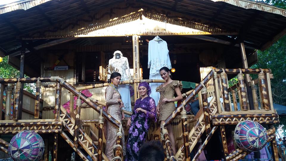 Lovin' Davao: Kadayawan Village: A Spectacle of Tribal Homes