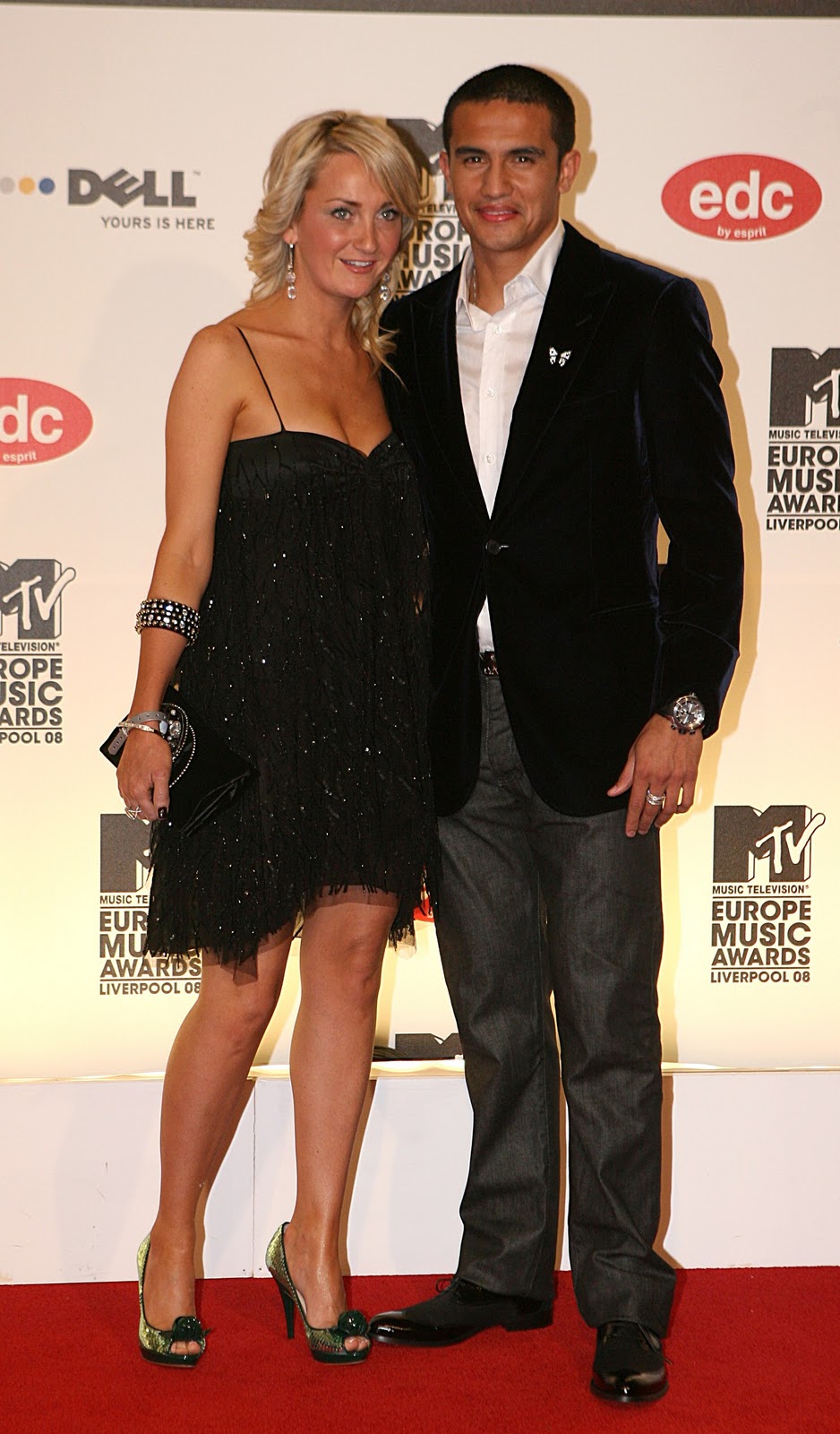 Tim Cahill with Wife Pics | FOOTBALL STARS WALLPAPERS