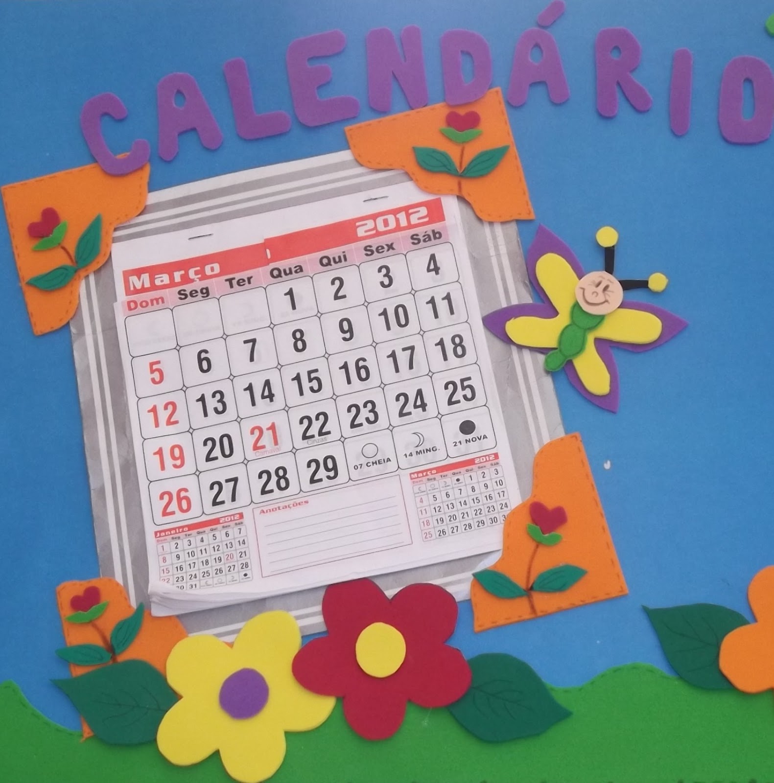Coisitas da Tia Cida: MAIS UM PAINEL - CALENDÁRIO