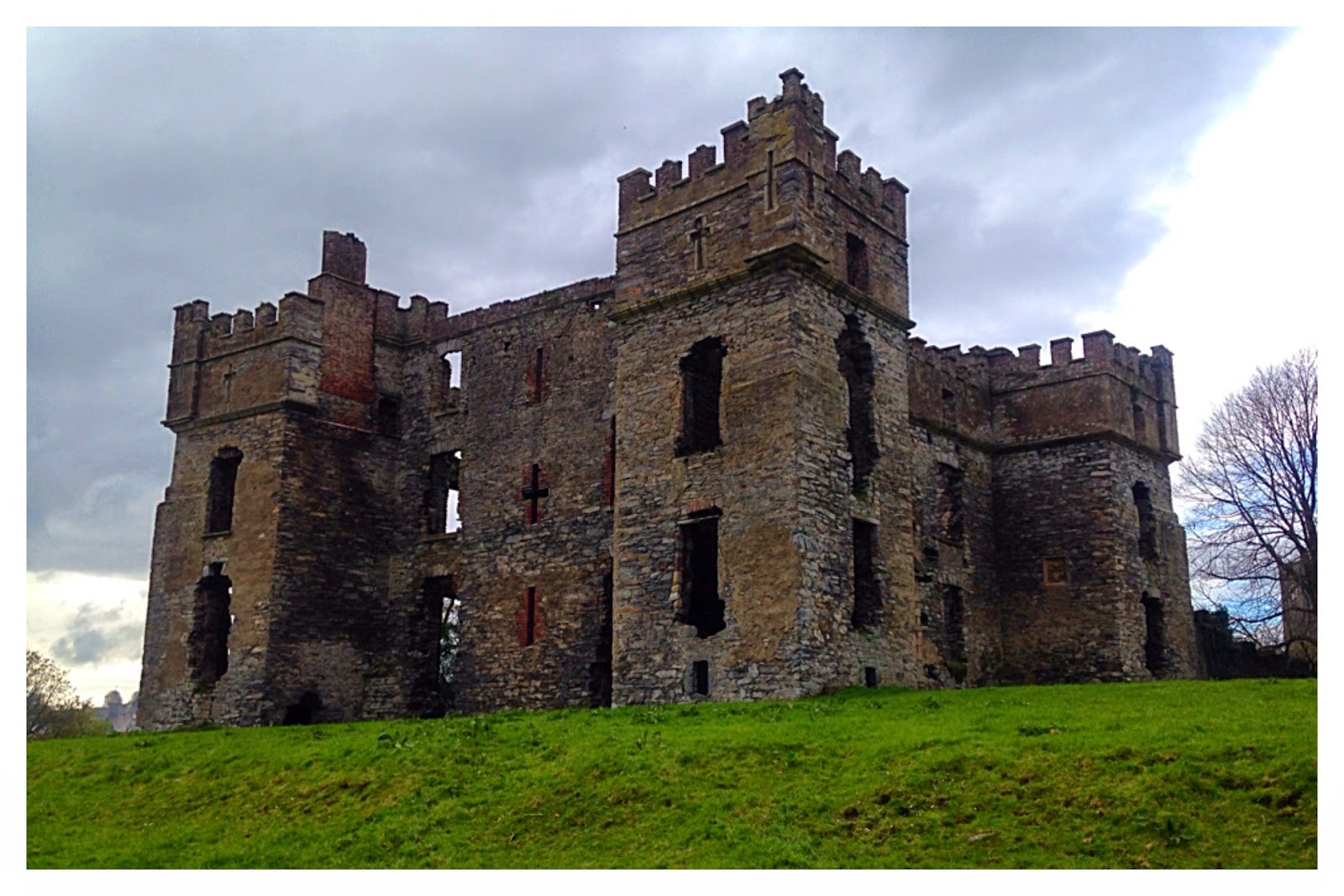 Girl Lost in the World: Raphoe, Ireland: Retracing Footsteps - May 2015