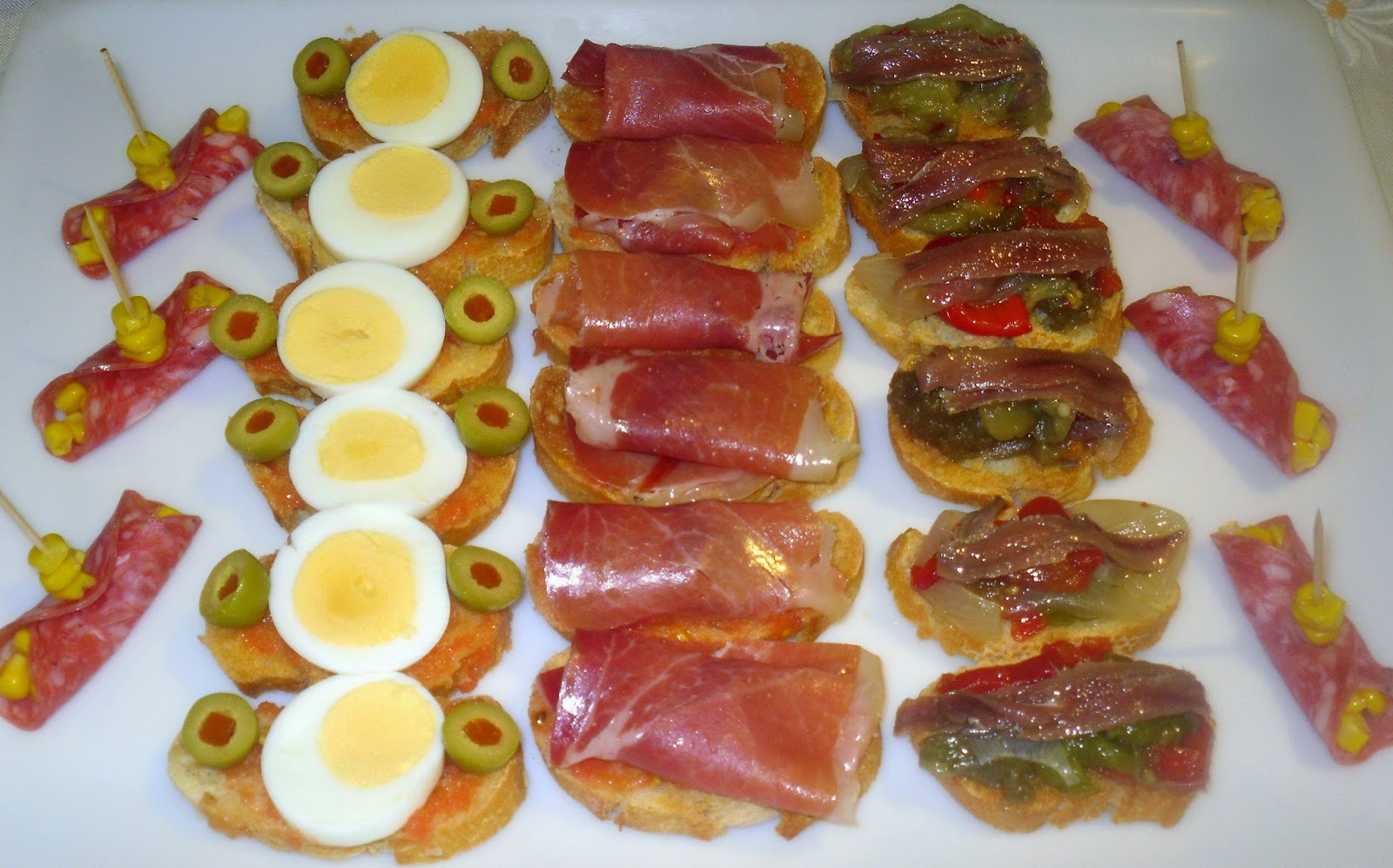 RECETAS DE MI MADRE Y MIAS: Entremeses variados