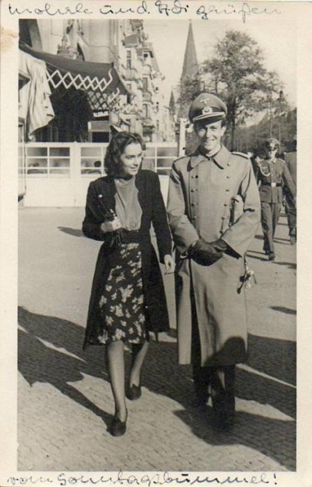 German Dress Characteristics