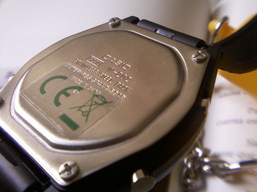 Zona Casio: Prueba: Casio W-202, el totalmente nuevo digital básico de ...