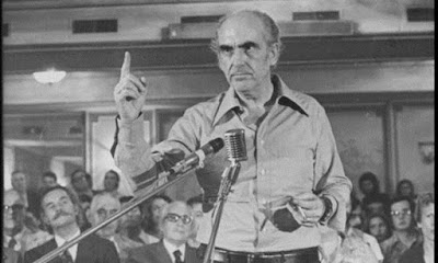 EFHMERIS: Ανδρεας Παπανδρεου