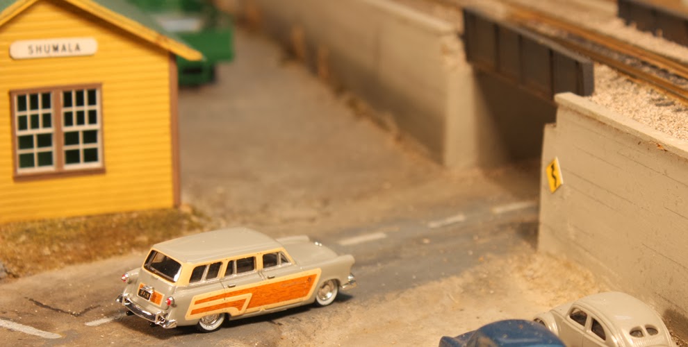 modeling the SP: Choosing vehicles in HO scale