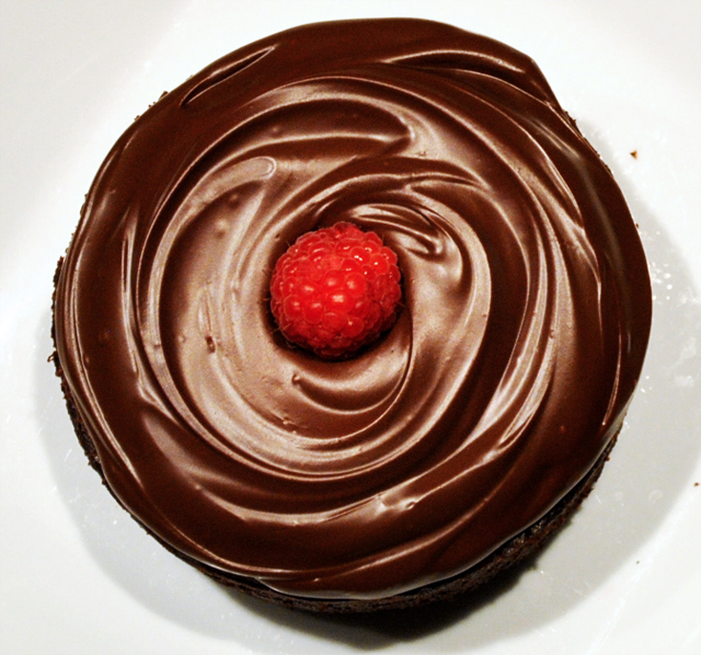 Young Broke and Marvelous: chocolate cake for two