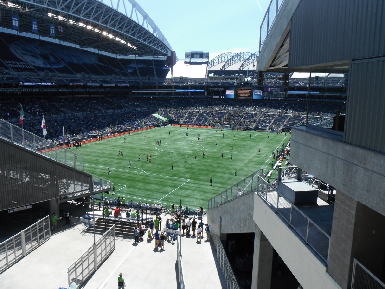 cynthia & mike: Seattle Sounders Fan Appreciation Night