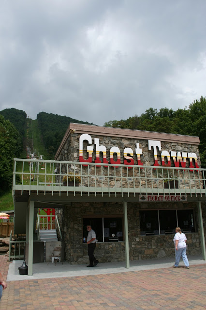 The Carpetbagger: Interview with Ghost Town in the Sky Management