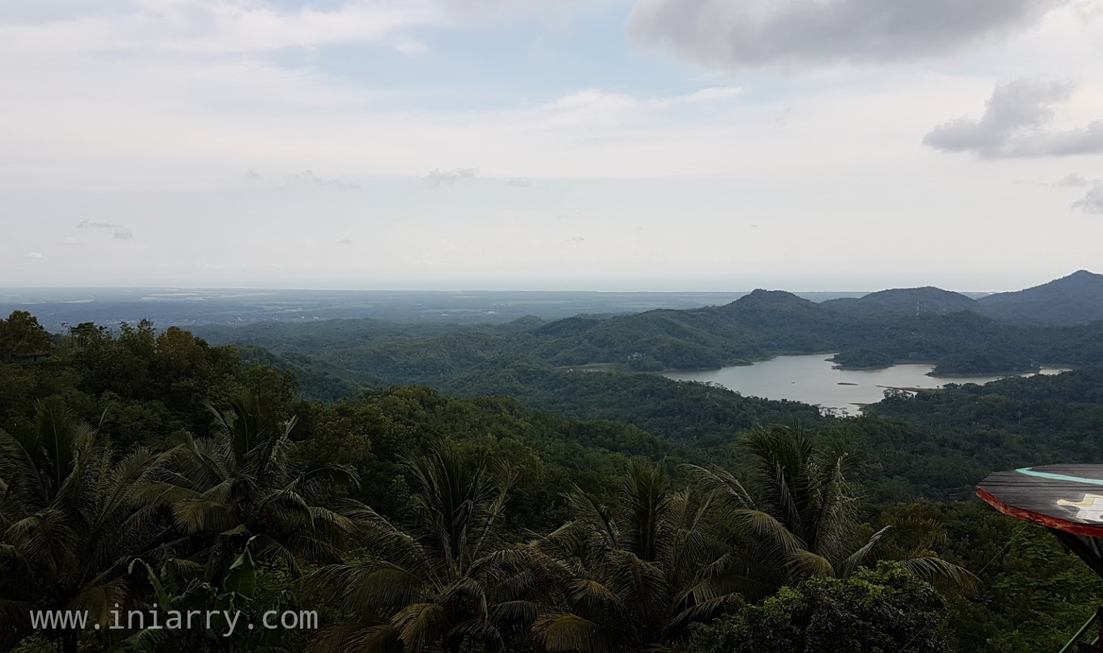 Serunya Piknik di Bukit Wisata Pulepayung - Ini Arry Serunya Piknik di Bukit Wisata Pulepayung - Ini Arry