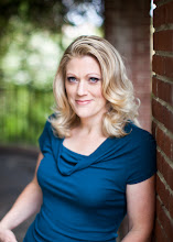 Query.Sign.Submit. with Bethany Crandell ~ I Write for Apples