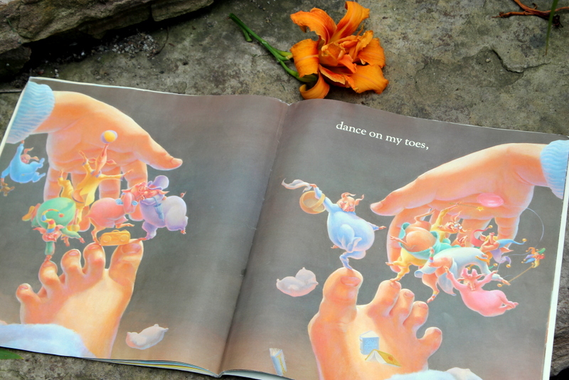 Books and Umbrellas: Piggies by Audrey Wood and Don Wood