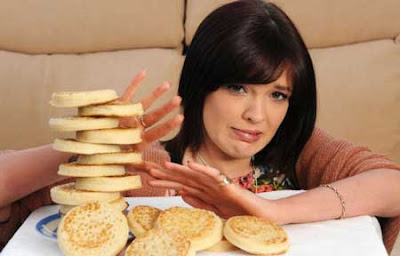 Nothing To Do With Arbroath: Teenager with fear of holes is terrified ...