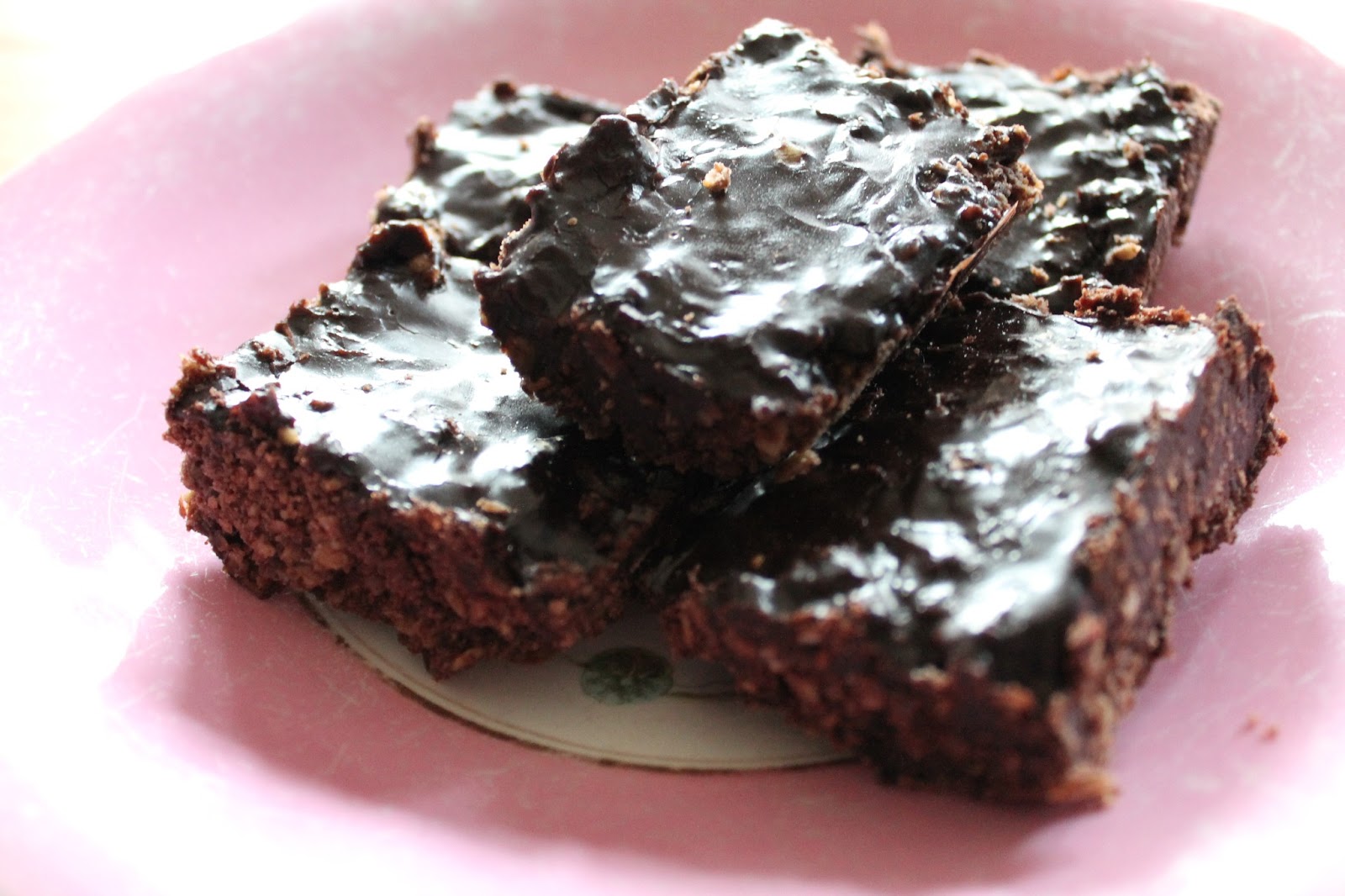 My Pretty Ideas and Things: Easy Chocolate Crunchy Recipe