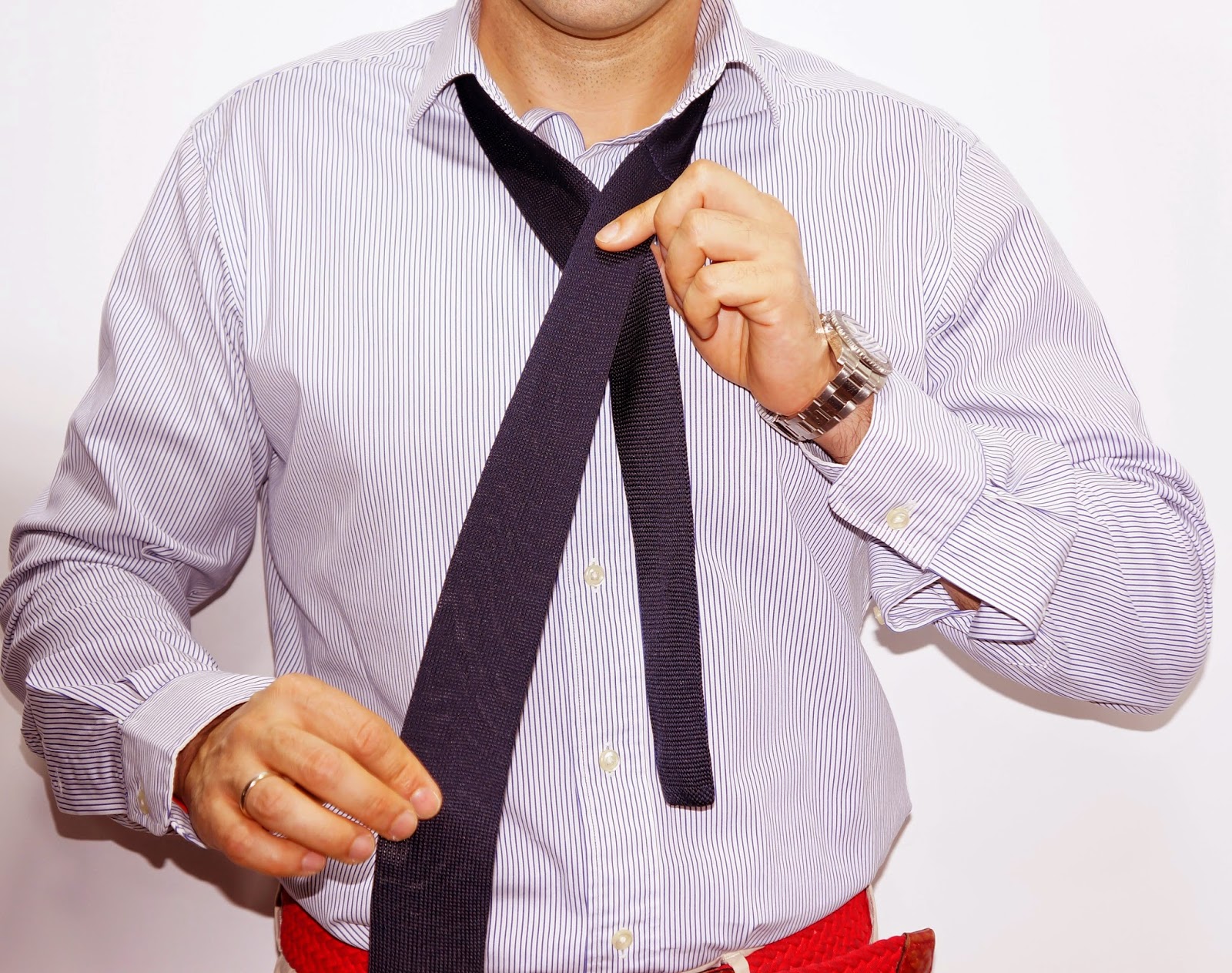 La corbata... cada uno escoge el color de la suya.: Cómo hacer el nudo ...