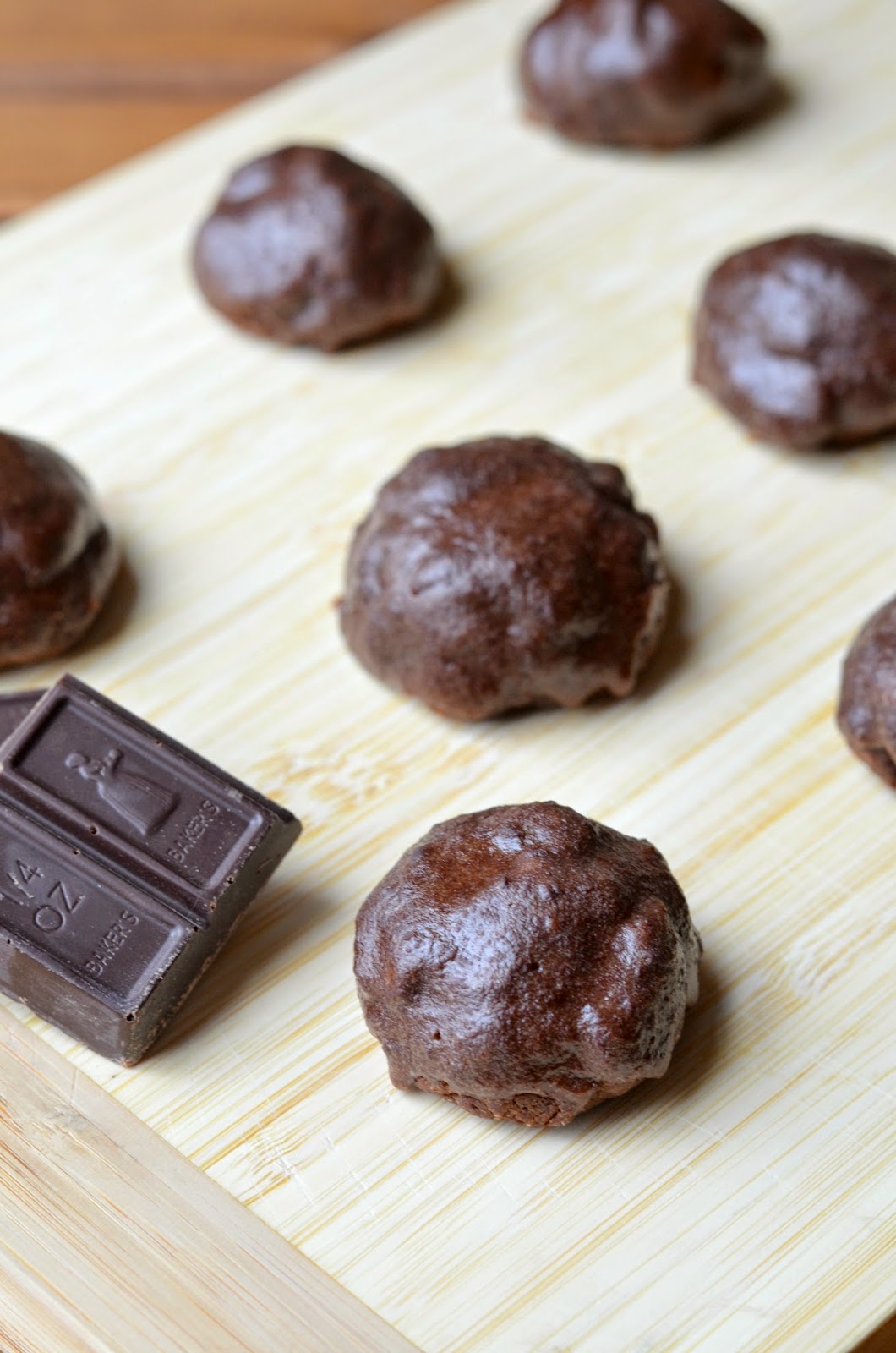 The Savvy Kitchen: Soft and Chewy Chocolate Drops
