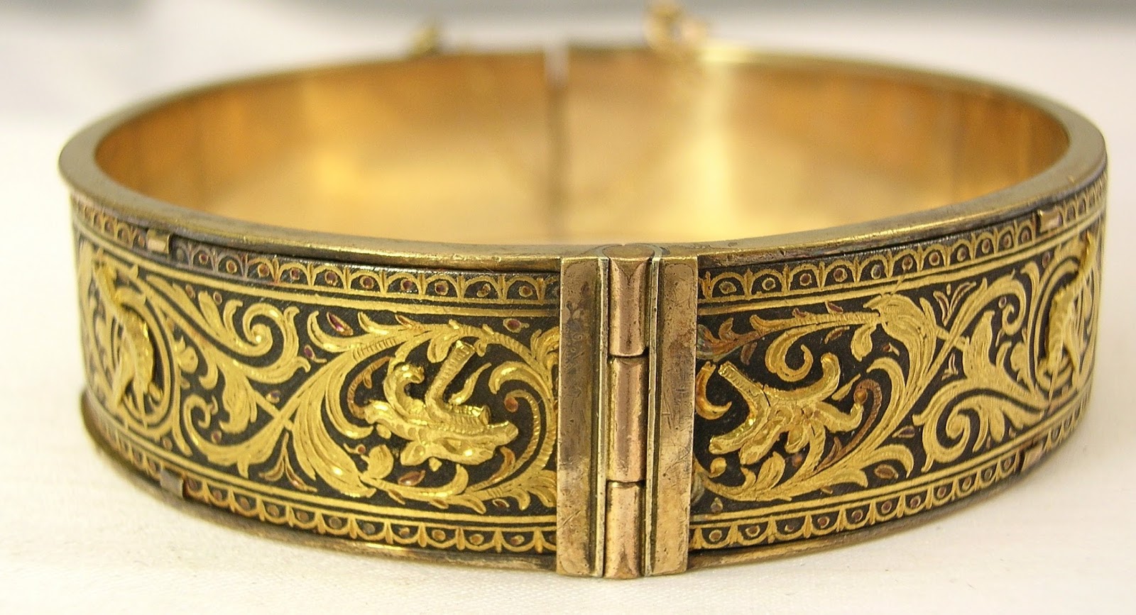 French Vocabulary Illustrated: niellé