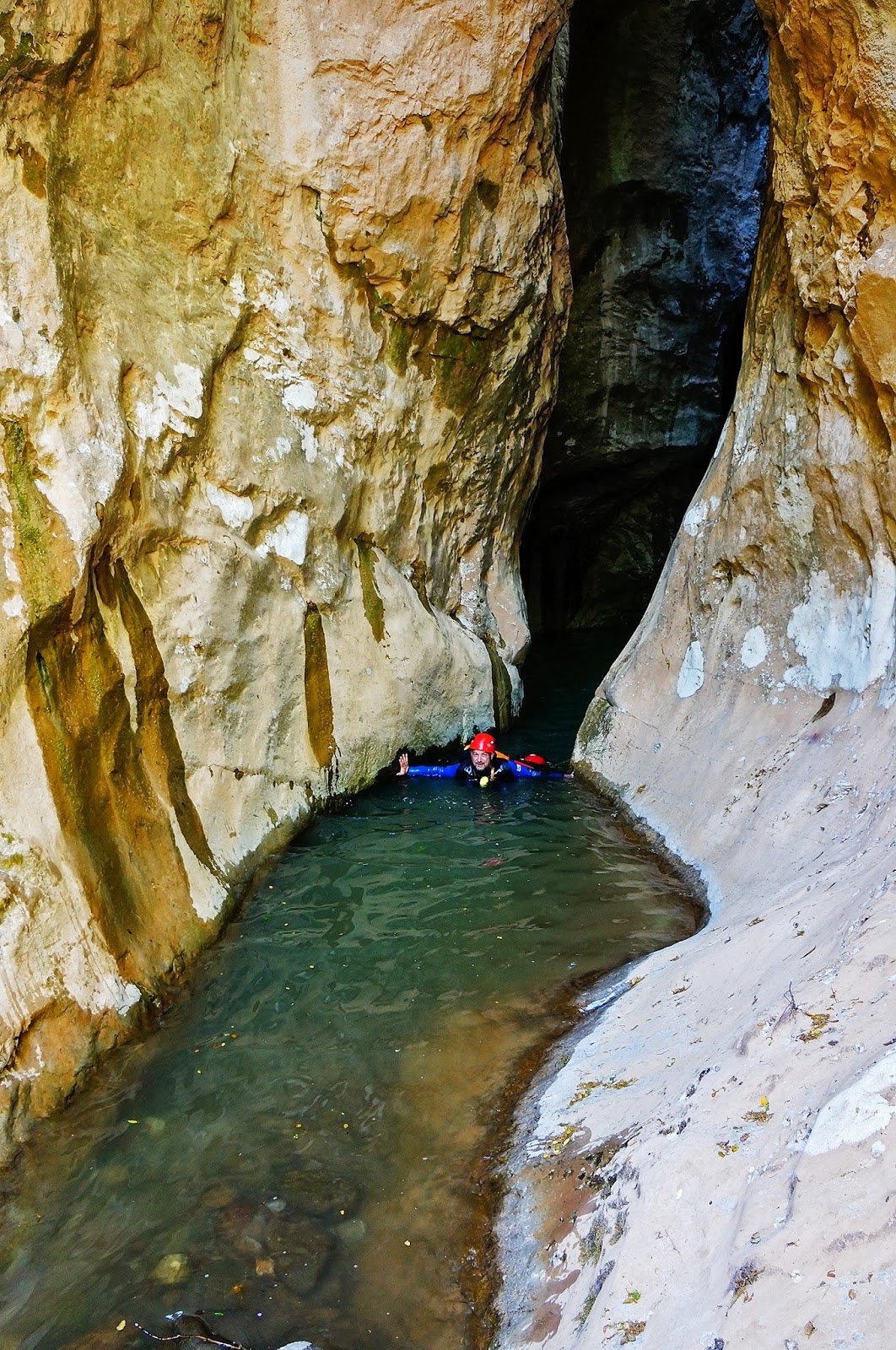 Canyoning - Caving: Φαράγγι Τσιγγενόρεμα, Όθρυς