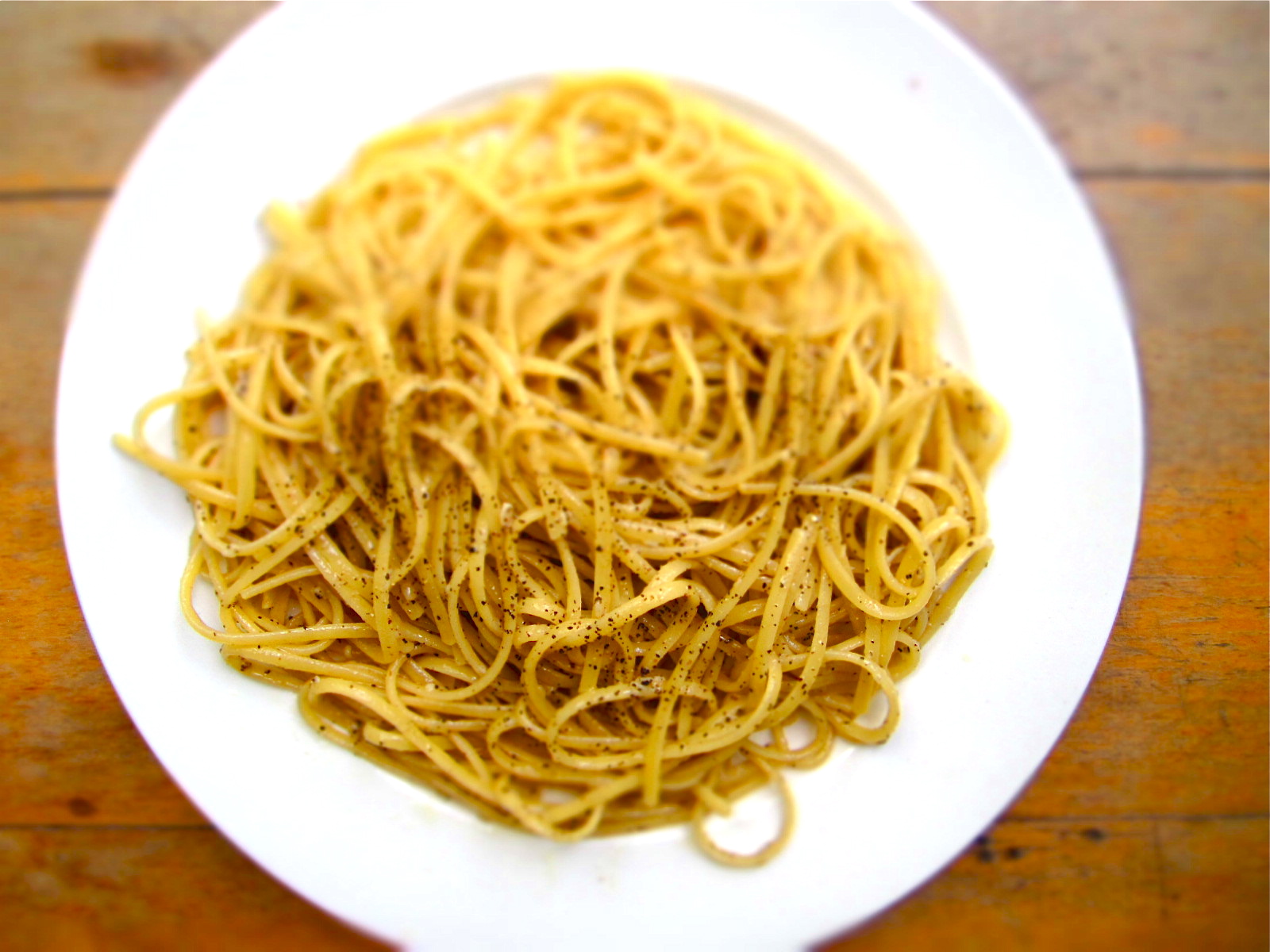 Milk & Mode: Bavette Cacio e Pepe