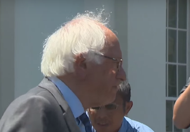 Body Language & Emotional Intelligence: Nonverbal Communication ...