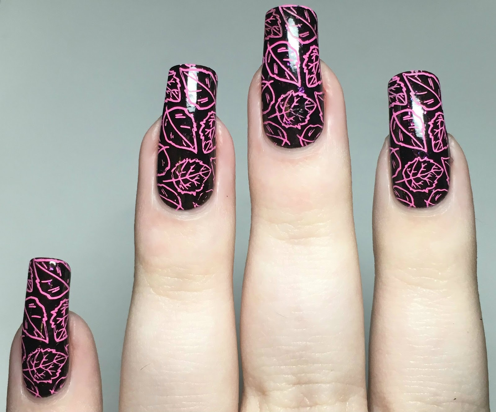 A Certain Becca Nails: De'Lish Nails London Swatches