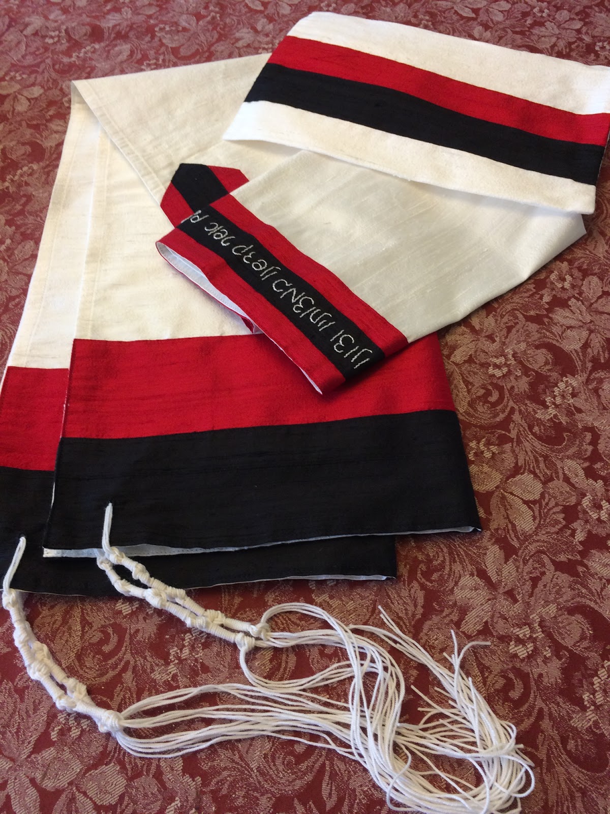 Custom Tallit: Sports Team Tallit