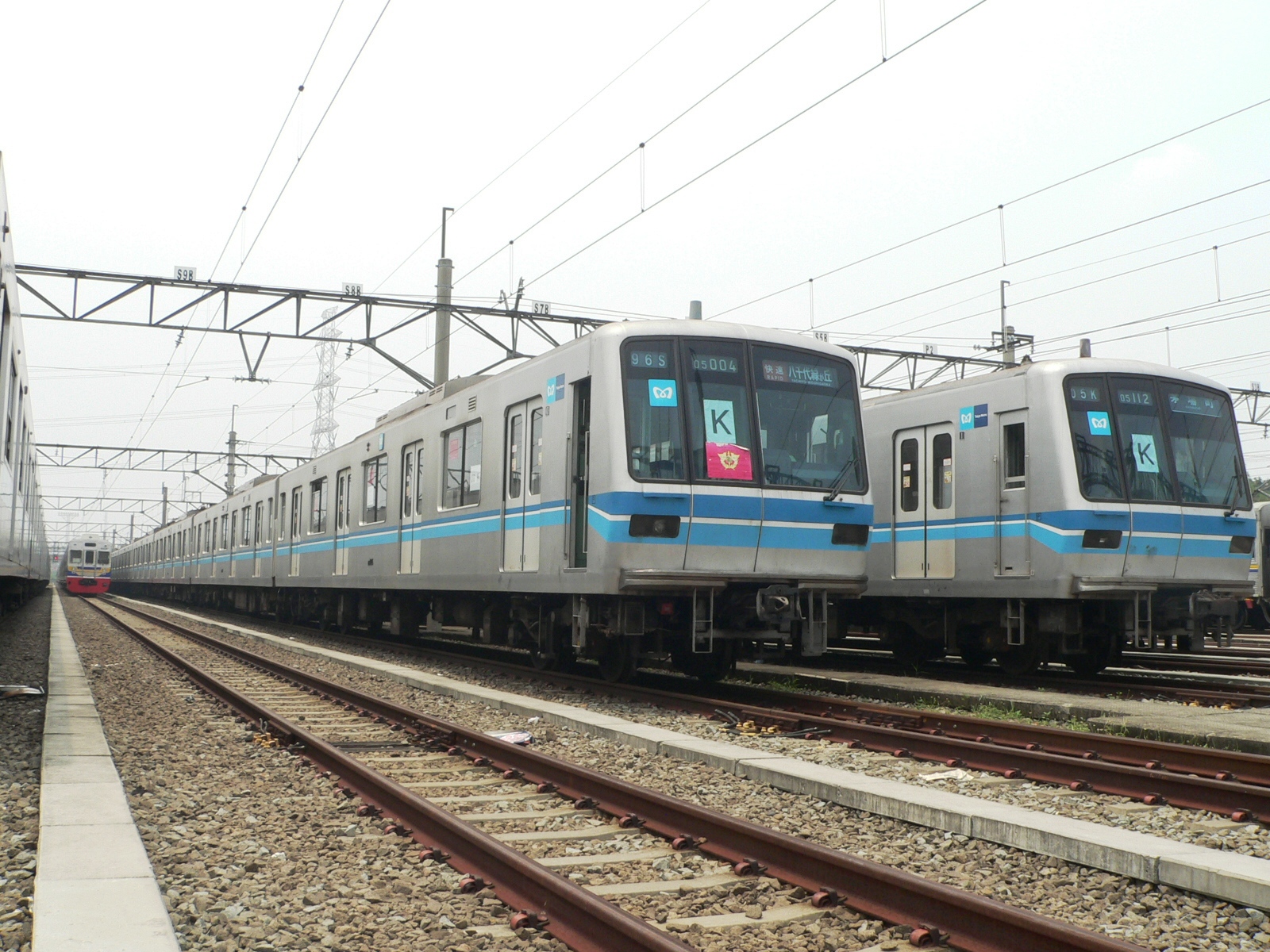 インドネシア鉄道ファン: Enjoy JR East Seri 203 | JR東日本203系で楽しむ