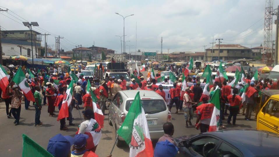 Photos from Day 2 of NLC strike in Lagos