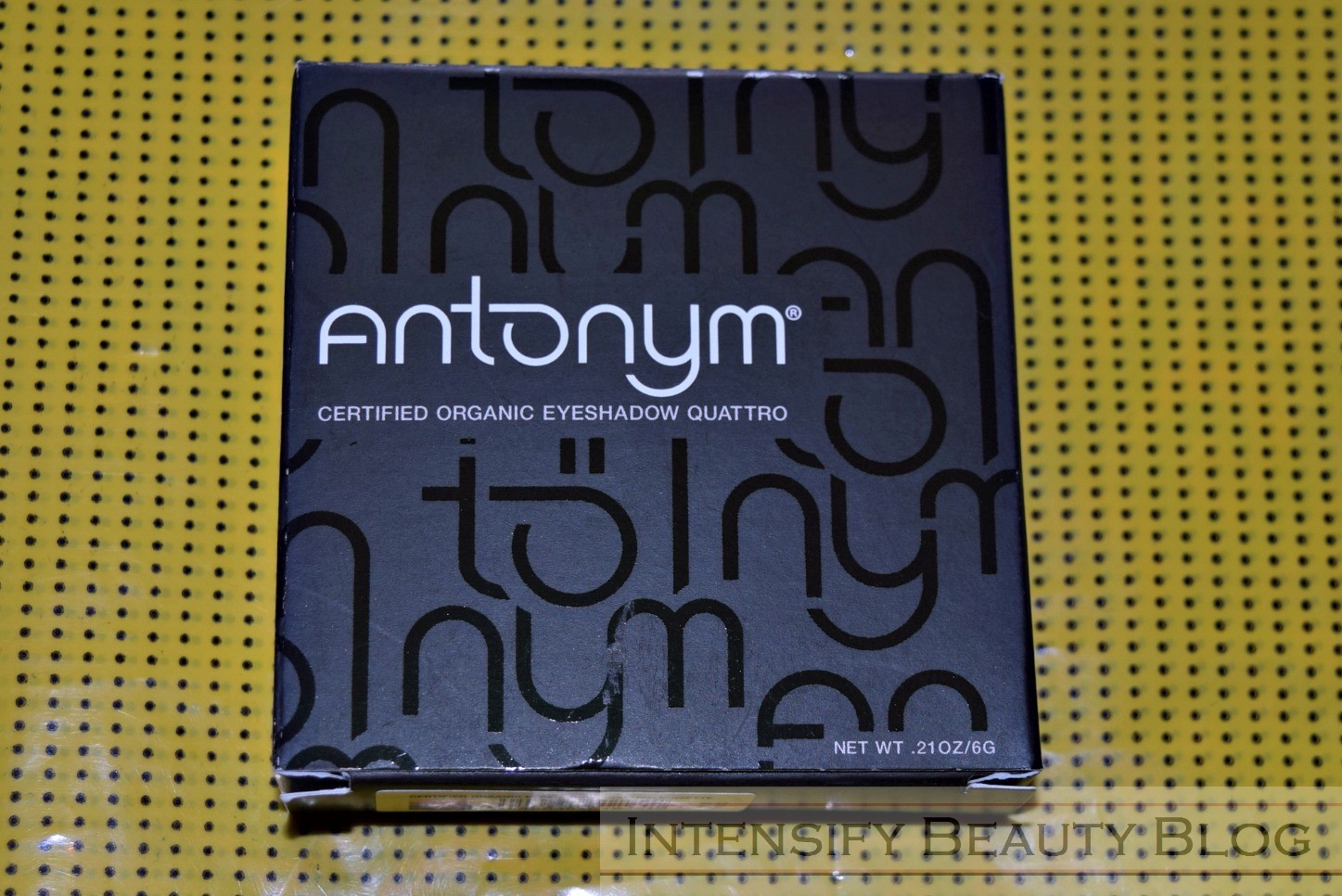 |Review|: Antonym organic Eye Shadow Quattro - Myra Voices!