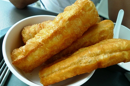 SUMBANGSIH: Chinese crullers