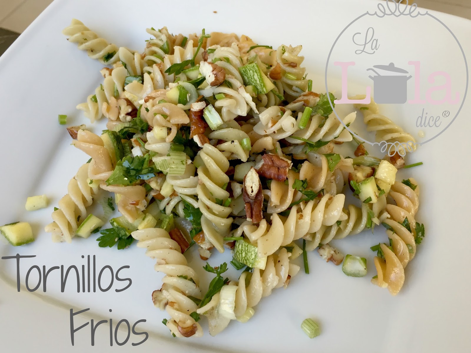 Tornillos Frios | La Lola Dice