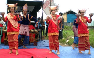 Jenis Tata Rias dan Kostum 5 Tari