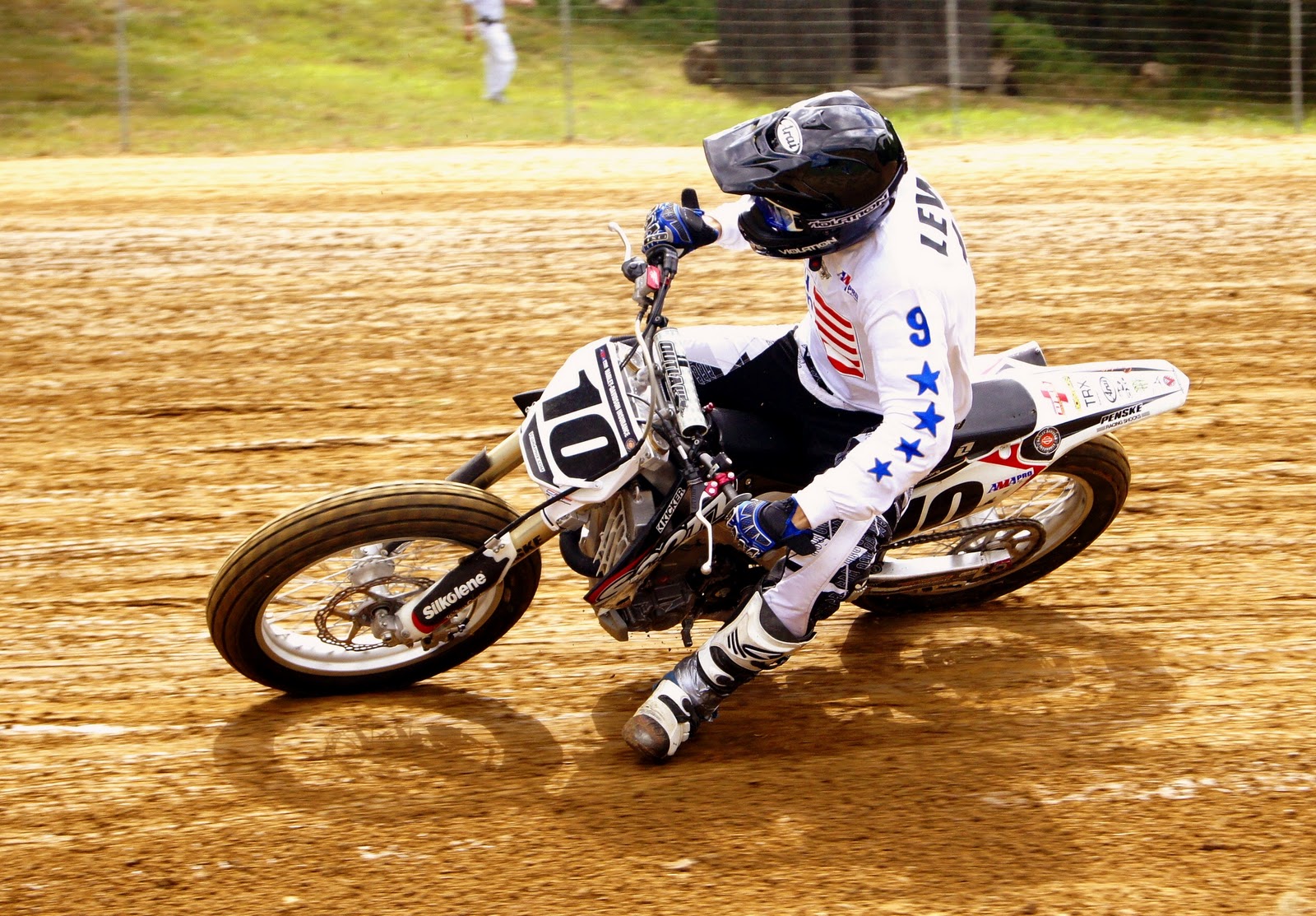 Stu's Shots R Us: AMA Flat Track: Jake Johnson & Johnny Lewis Get Ready ...
